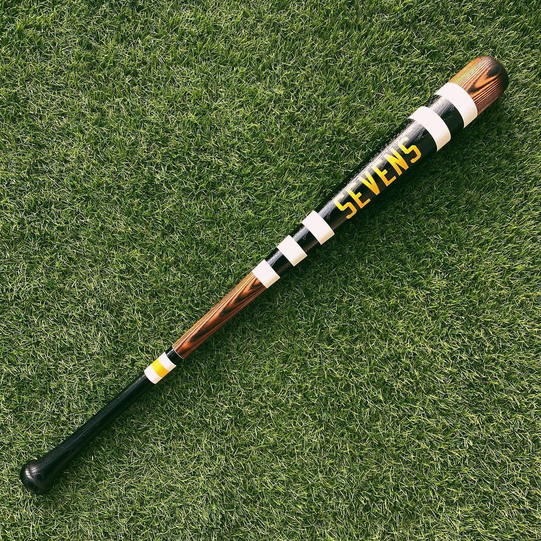 Custom Logo Mitchell Bat – Mitchell Bat Co